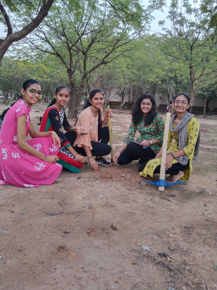 Home - R R LALAN College